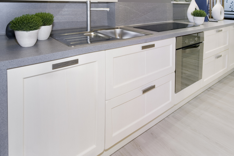 5 Things to Try to Spruce Up Your Kitchen Cabinets - Local Quotes Advice